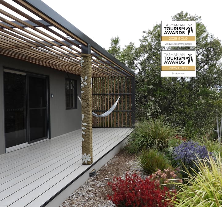 Aquila Eco Retreat - The Ultimate Romantic Getaway - Hobart