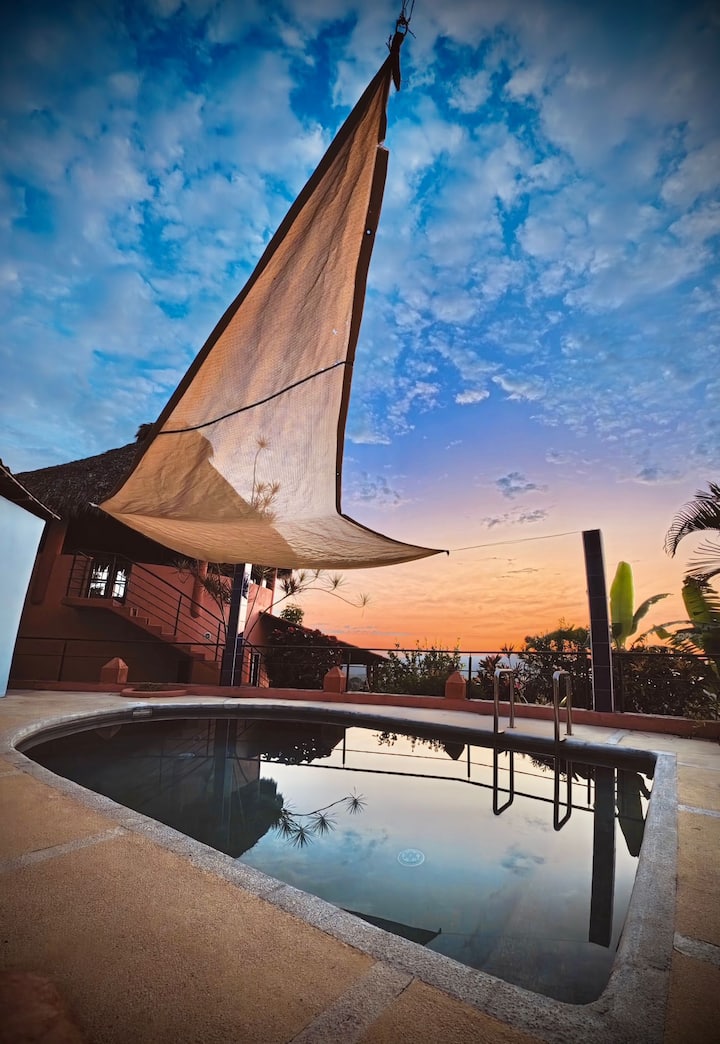 Hidden Hillside Retreat-pool With Ocean Views - Chacala