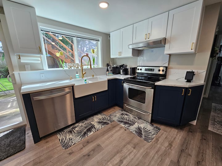 Lynnwood Downstairs Suite - Lynnwood, WA