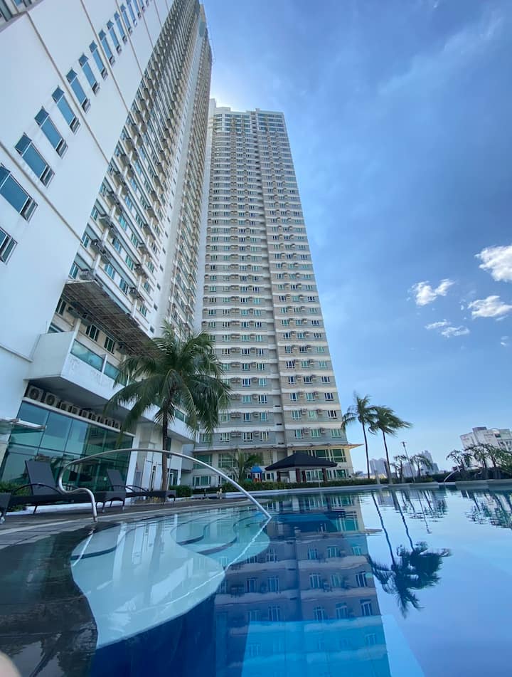 Cozy Studio In Makati Near Ayala Cbd, Greenbelt - Philippines