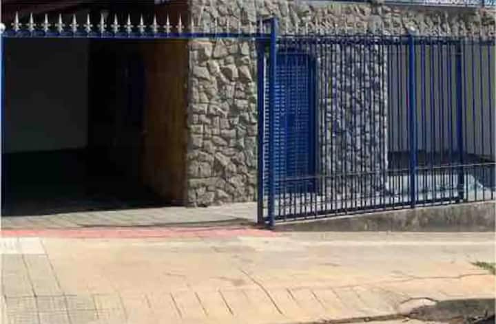 Casa No Centro Do Barreiro - Contagem