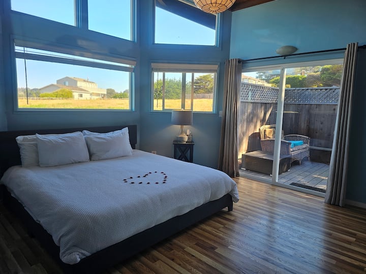 Mendocino Ocean Home -Jacuzzi- Dog Friendly Ev - Mendocino, CA