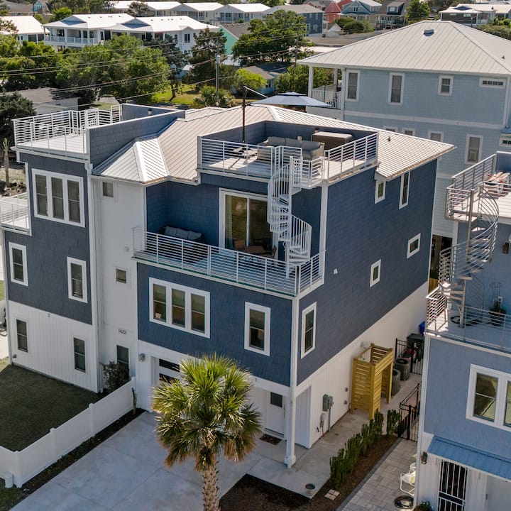 360° Roof Deck Views, Elevator, 3 Blocks To Beach - Kure Beach, NC
