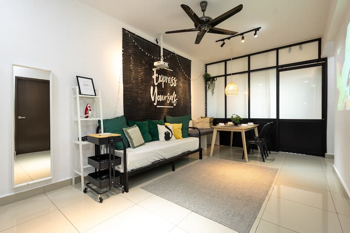 Projector | Muslim Friendly | 4bedroom | 2 Parking - Ipoh