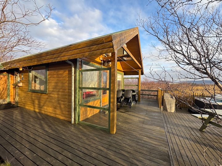 Beautiful Cabin With Hot Tup And A View - Iceland