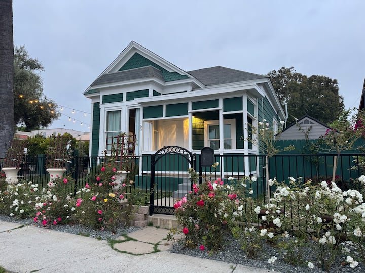 Victorian Charm In The Heart Of Downtown San Diego - San Diego, CA