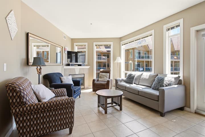 2 Bedroom 2 Bath Suite With Lake View - West Kelowna