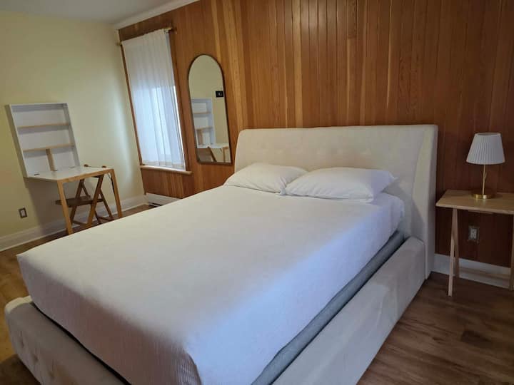 Appartement En Ville Convivial Et Près De Tout. - Saguenay