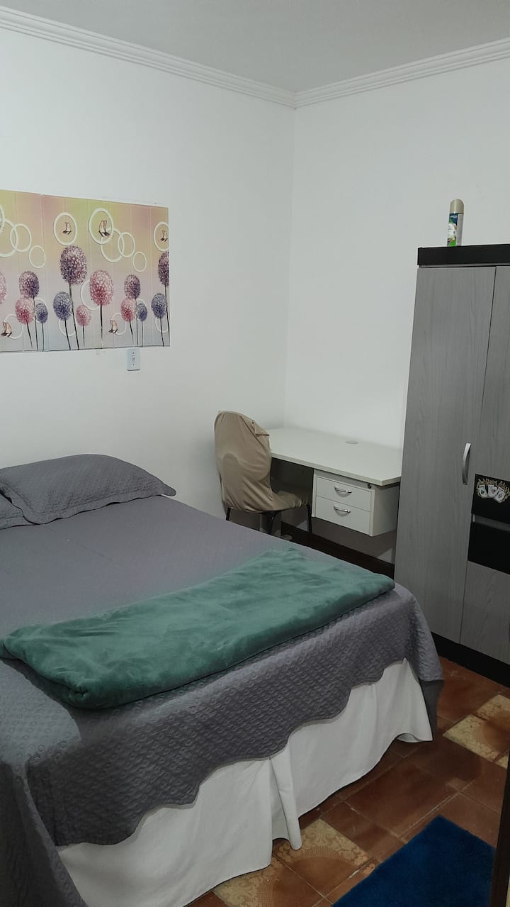 Kitnet Com Garagem Vista Verde/são José Dos Campos - São José dos Campos