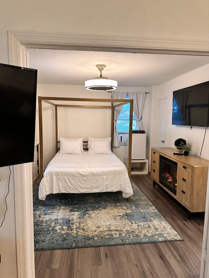 Midtown Manor - Atlanta, GA