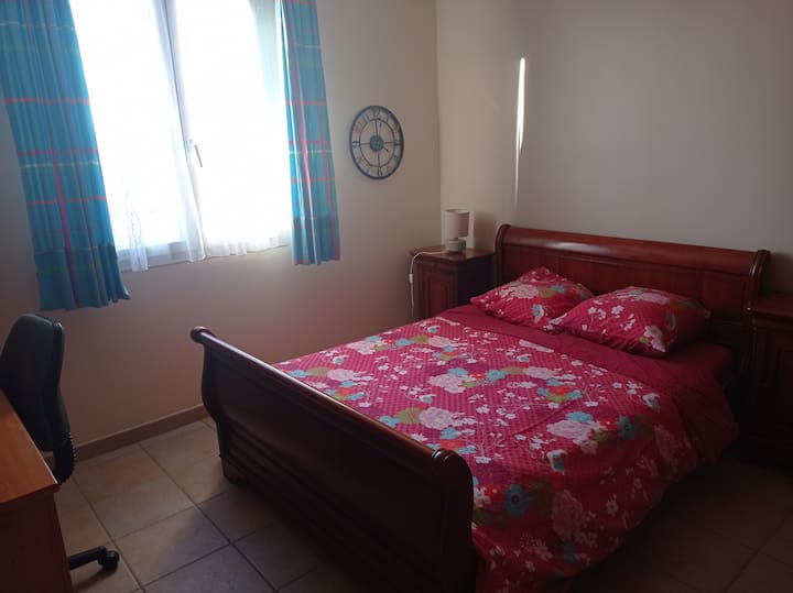 Chambre Dans Une Bastide Provençale - Vinon-sur-Verdon