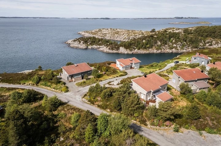 Hytte Med Kano, Kajakk Og Båtplass - Austevoll