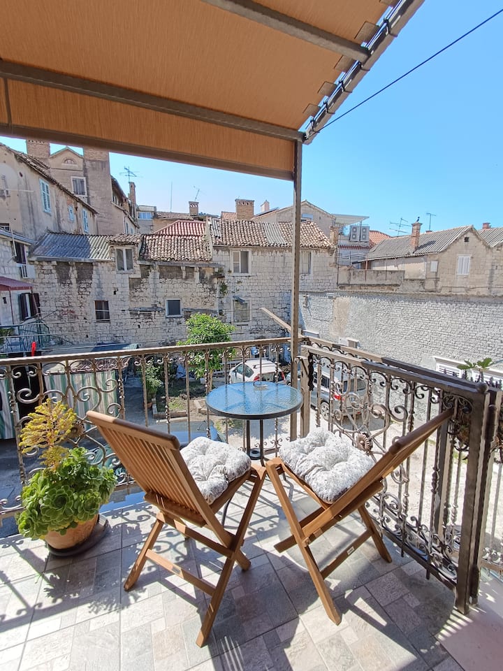 Cozy Studio+parking In Old Town (Apartmentstihana) - Split