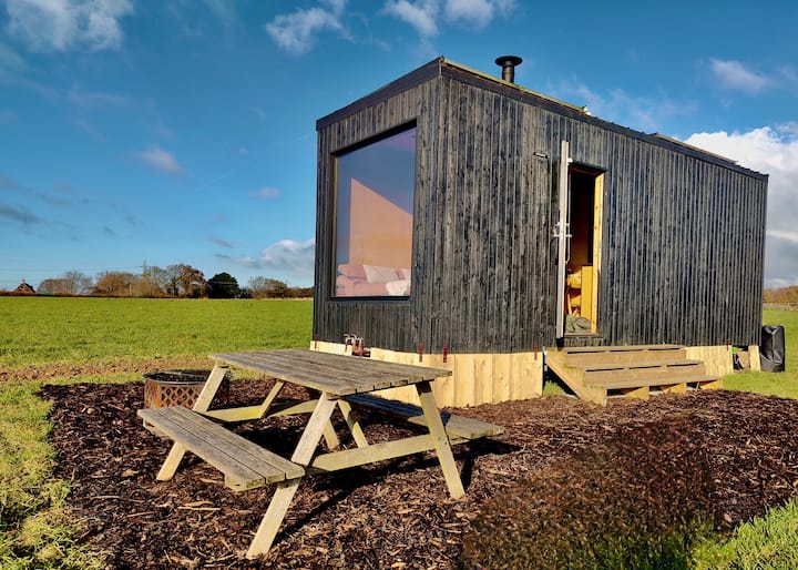 Cosy Off-grid Cabin | Countryside Views - Kent