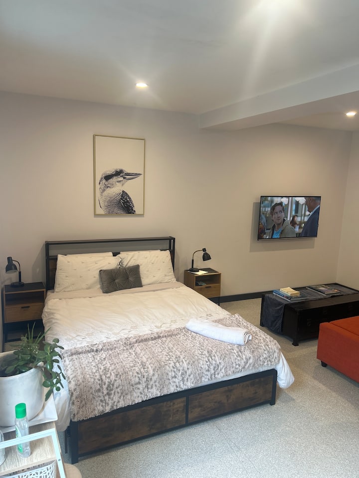 Modern Chic Studio In The Escarpment Of Keiraville - Wollongong