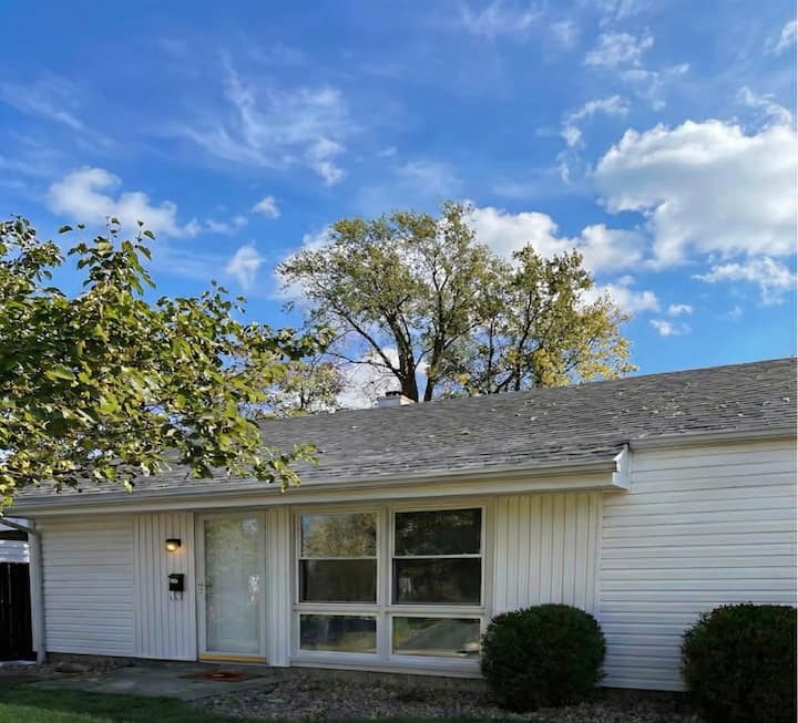 Near Dayton Bike Path | Bright, Clean & Convenient - Beavercreek, OH