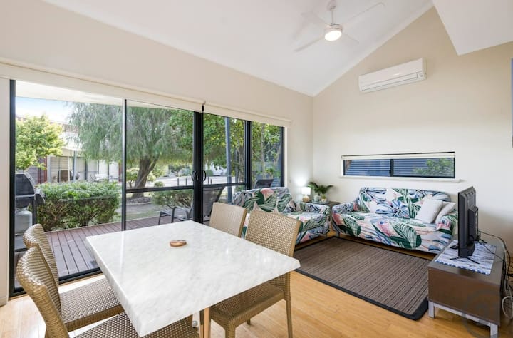 La Casita 2 - Preston Beach