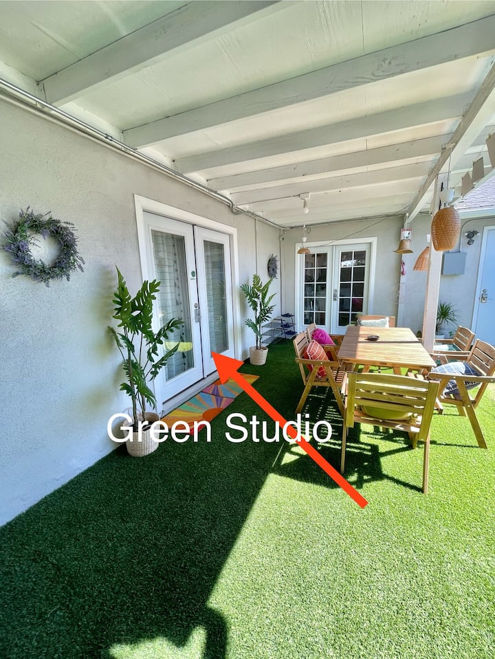 ꧁꧂Green Kitchen Suite꧁꧂5’ To The Beach꧁꧂prvt Entry - Huntington Beach, CA