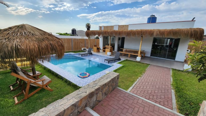 Refugio Bambú · Casa De Playa Moderna - Santa Rosa