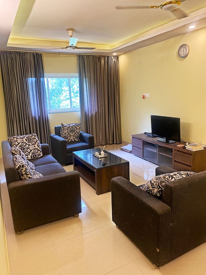 Fiora Home With A Pool In Vagator - Goa