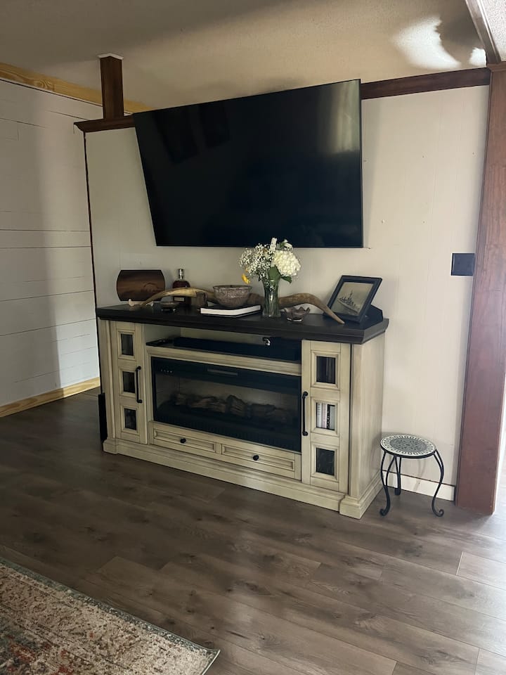 Cozy 2-bedroom Cabin Only 5 Mins From Ole Miss. - 牛津