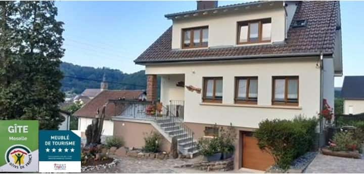 Gîte Du Verre Au Sabot 5 éToiles Avec Spa Privatif - Moselle