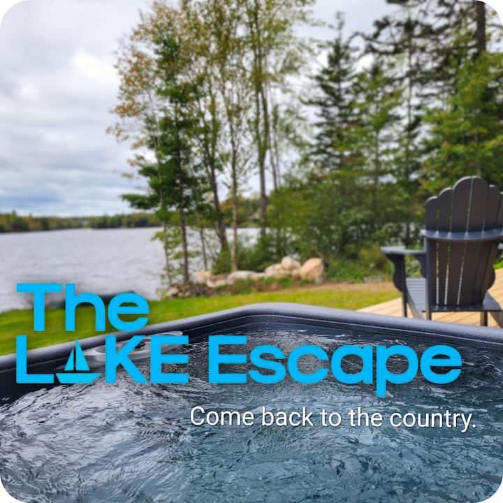 The Country Lake Escape - Lakeside Luxury Retreat - Nova Scotia