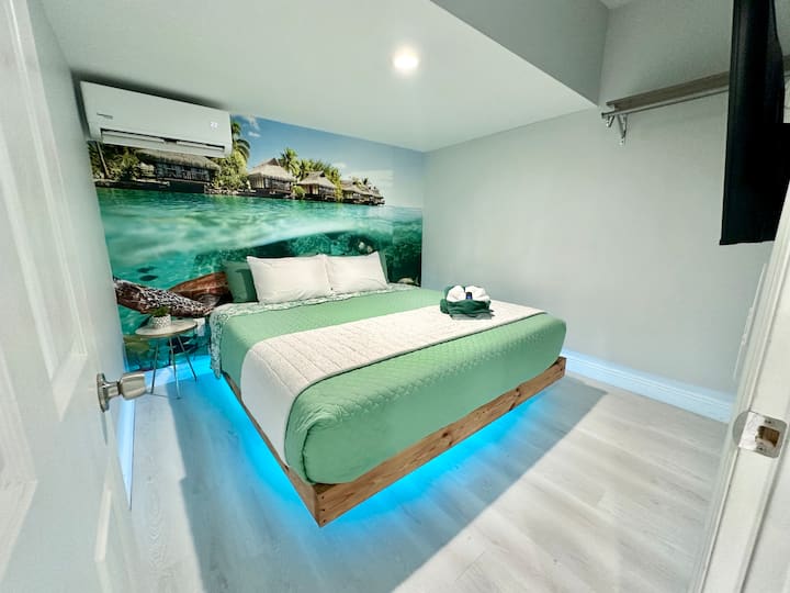 Relaxing Two Bedroom Flat - Plantation, FL