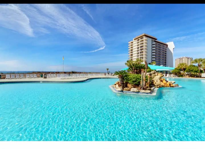 Edgewater Beach Resort Dream Villa! - Panama City Beach, FL