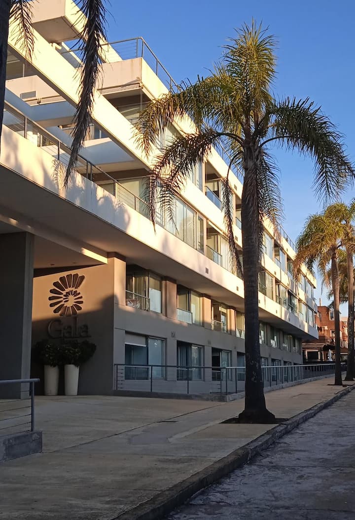 Punta Del Este, Inmejorable Opción En El Puerto - Punta del Este