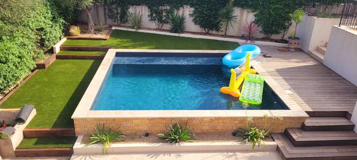 Joli T2 Avec Piscine + Clim - 4pers - Sommières