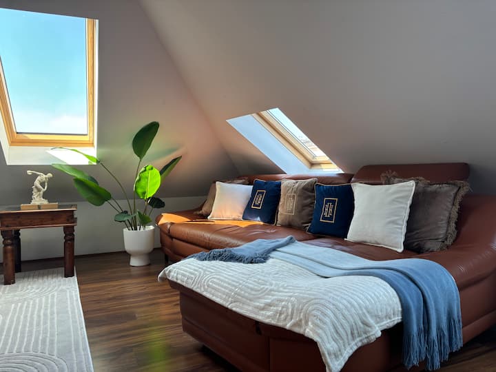 Centrally Situated Apartment 120m2. Warsaw Centre. - Warsaw