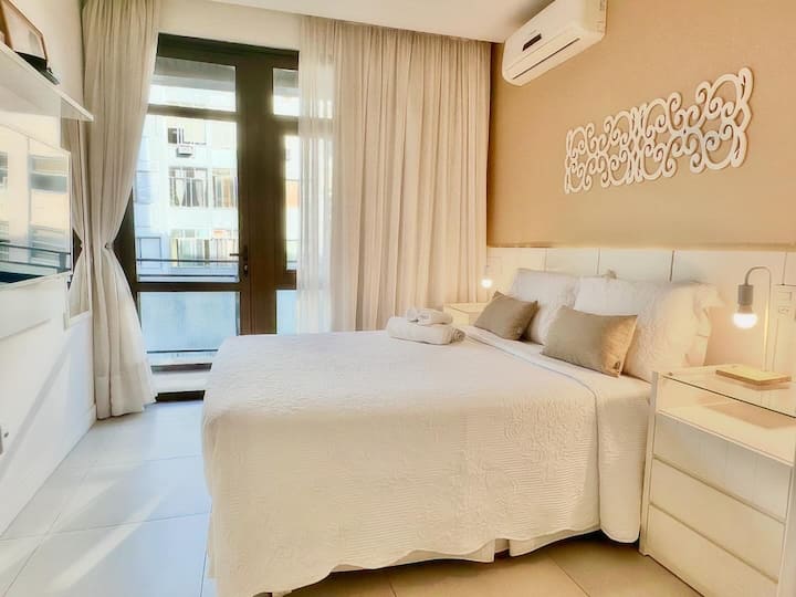 Apart-hotel Em Ipanema Com Garagem E  Camareira - Ipanema