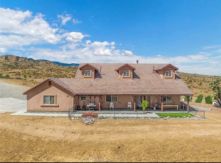 Beautiful-private Gated Large Home On 6 Acre Land - Mountain High Resort, CA
