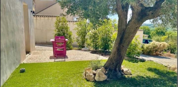 Spacieux Studio/calme/parking/pins /Mer/lac - Montagnac