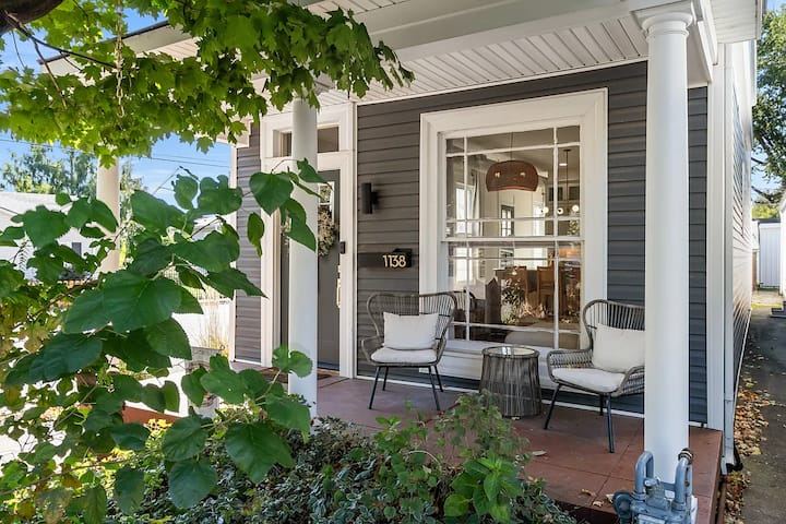 Germantown Gem - 3br/2ba Home With Stock Tank Pool - Louisville, KY