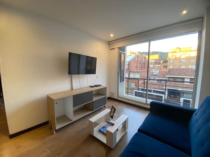 Cómodo Apartamento Cerca Al C.c. Unicentro - Bogota