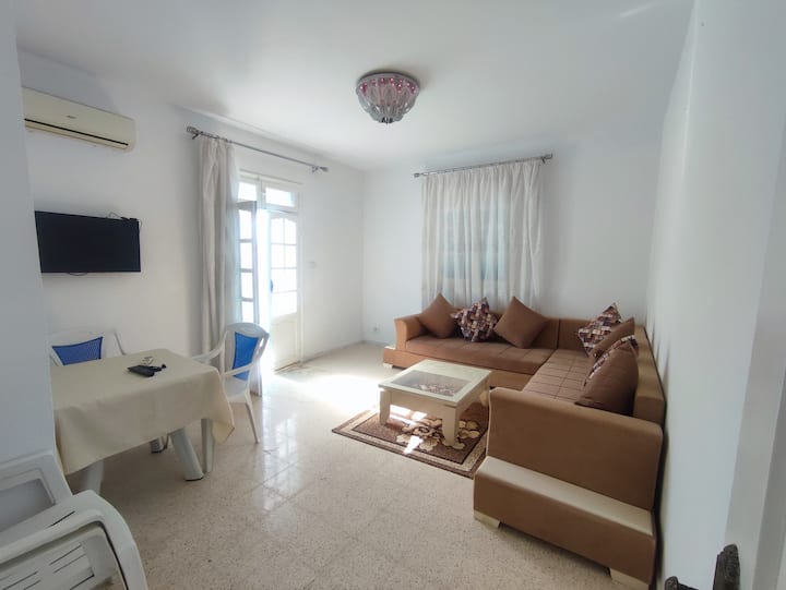 T3 Charmant Et éQuipé - Houmt Souk