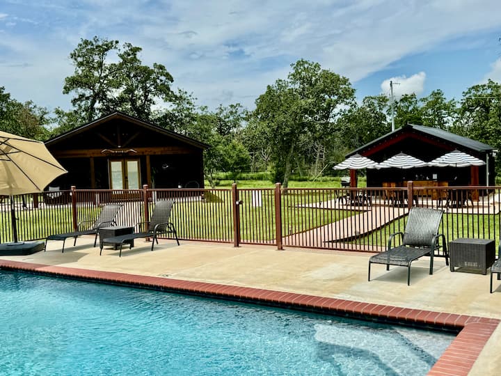 7 Mi From Round Top, Cozy Cottage #2 (Da La Woods) - Round Top, TX