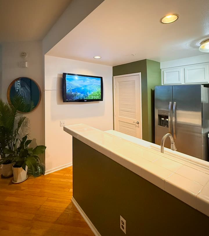 Green & Serene Retreat - Oakland, CA