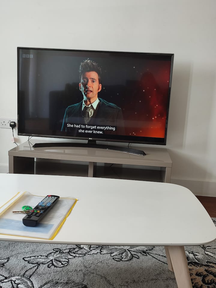 2bed 2bath 1ensuite Premium Flat Wit Balcony&views - Woolwich