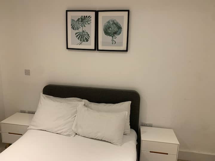 2bed 2bath 1ensuite Premium Flat Wit Balcony&views - Woolwich