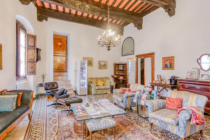 San Gimignano Full Center Apartment With Fast Wifi And Courtyard. - Tuscany