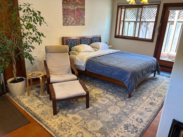 Midtown Santa Cruz Getaway - Santa Cruz, CA