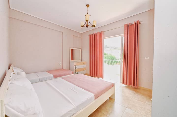 Penthouse Apartment With Terrace - Linda Home - Sarandë