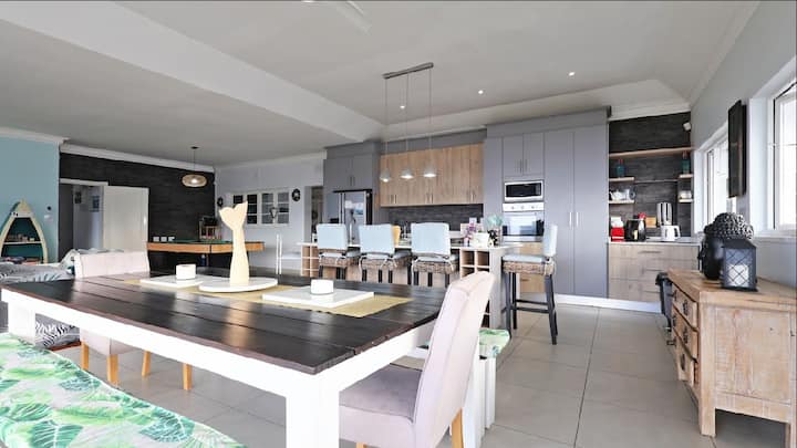 House On The Hill ~ Pool, Inverter, Fibre, Sea - Ramsgate