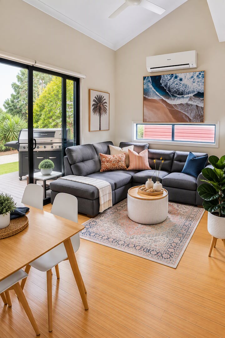 Seaside Villa Oasis  8min Beach  Pool & Wifi - Preston Beach