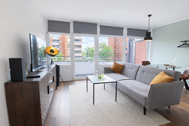 Studio 4 Personen , Balkon, Messe - Neuss