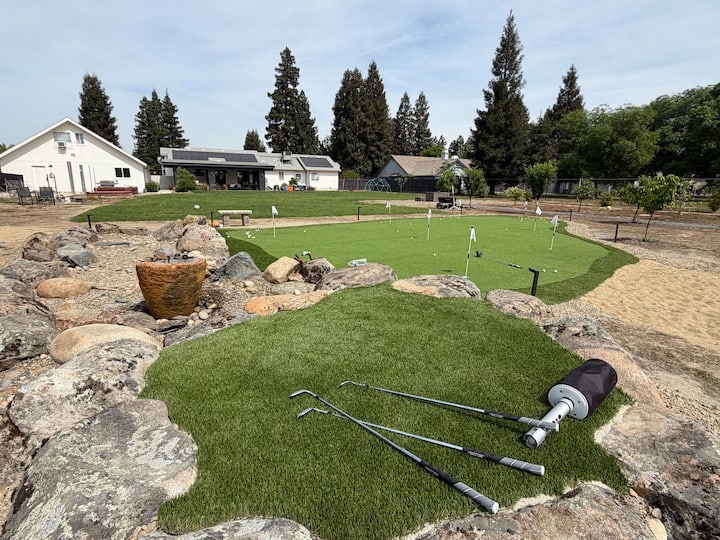 Lovely Lofthouse - Pets Welcome - Visalia, CA