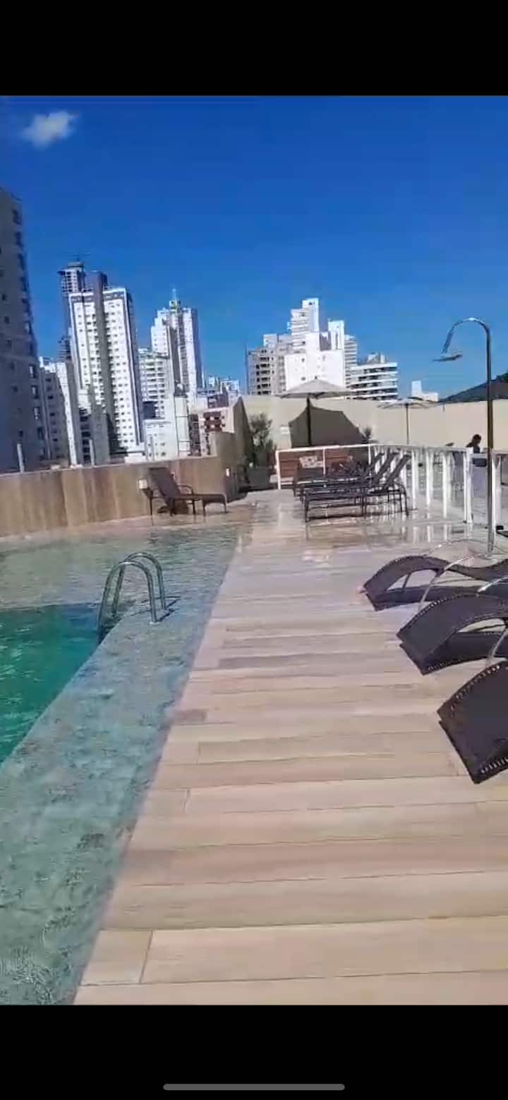 Bonito Apartamento Em Condomínio Residencial - Balneario Camboriú